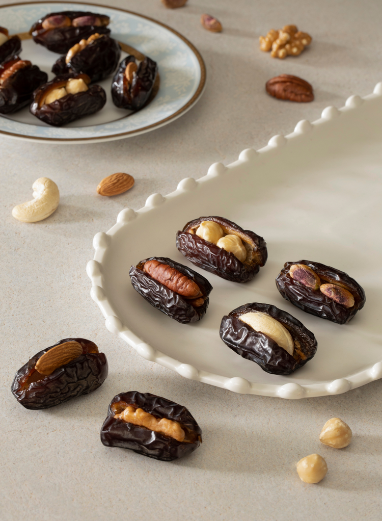 Best Dates in the World | Falcon Dates - Premium Quality Dates