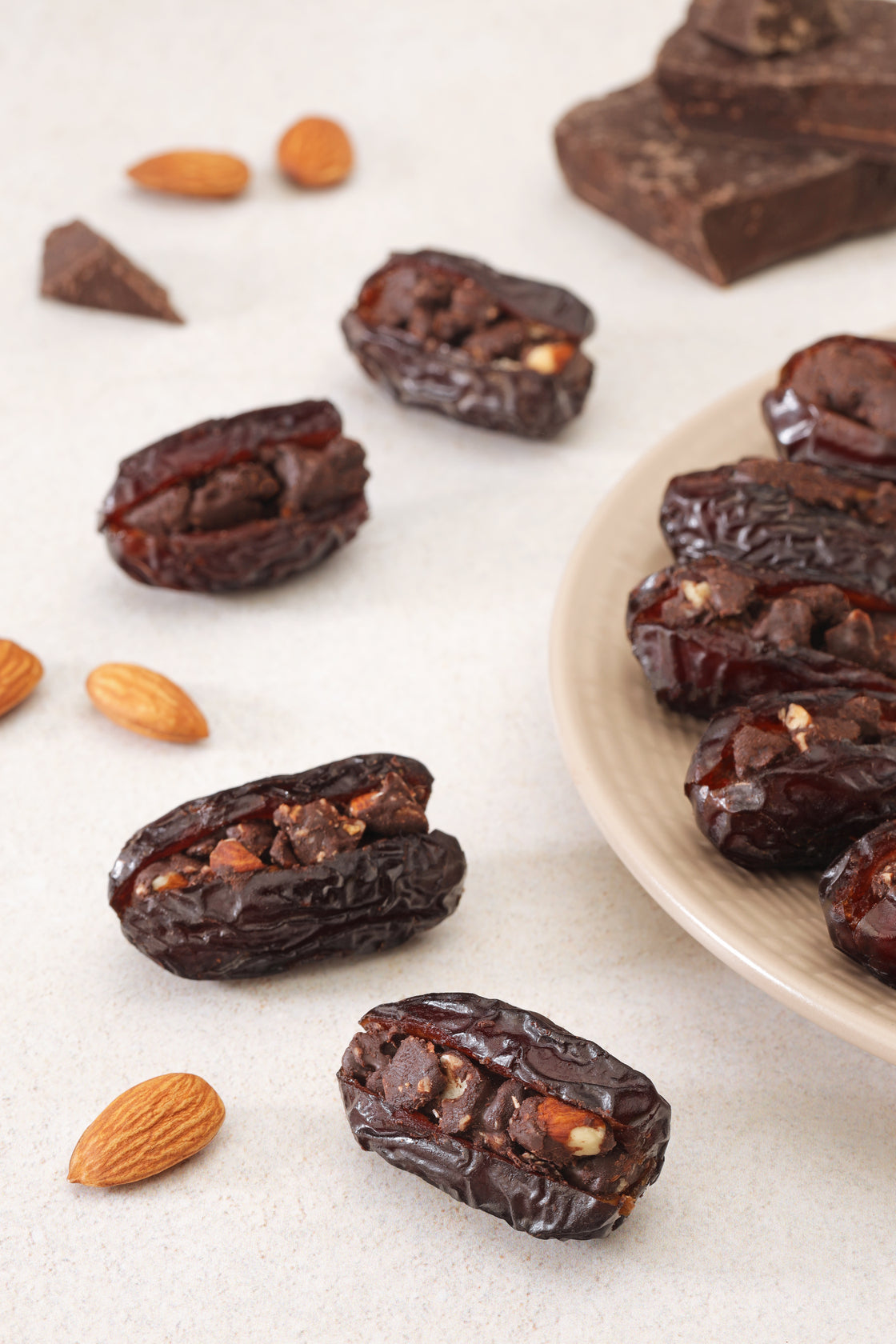 Choco Almond Drizzle Safawi Dates - Falcon Dates